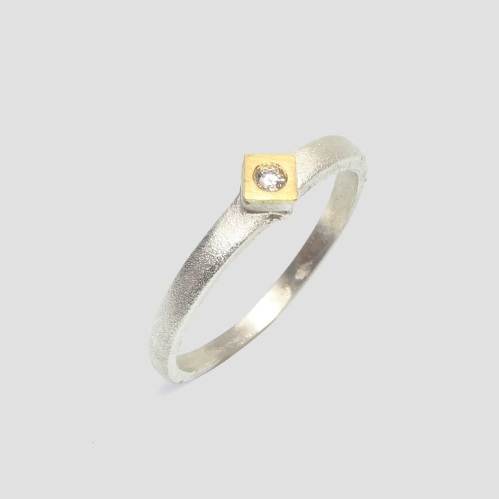 Anillo diamante | Comín - joyería creativa
